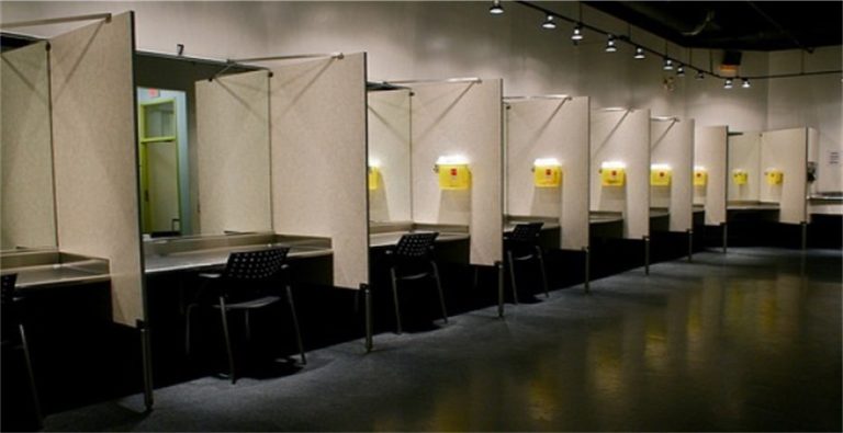 Pros and Cons of Safe Injection Sites - Pros an Cons